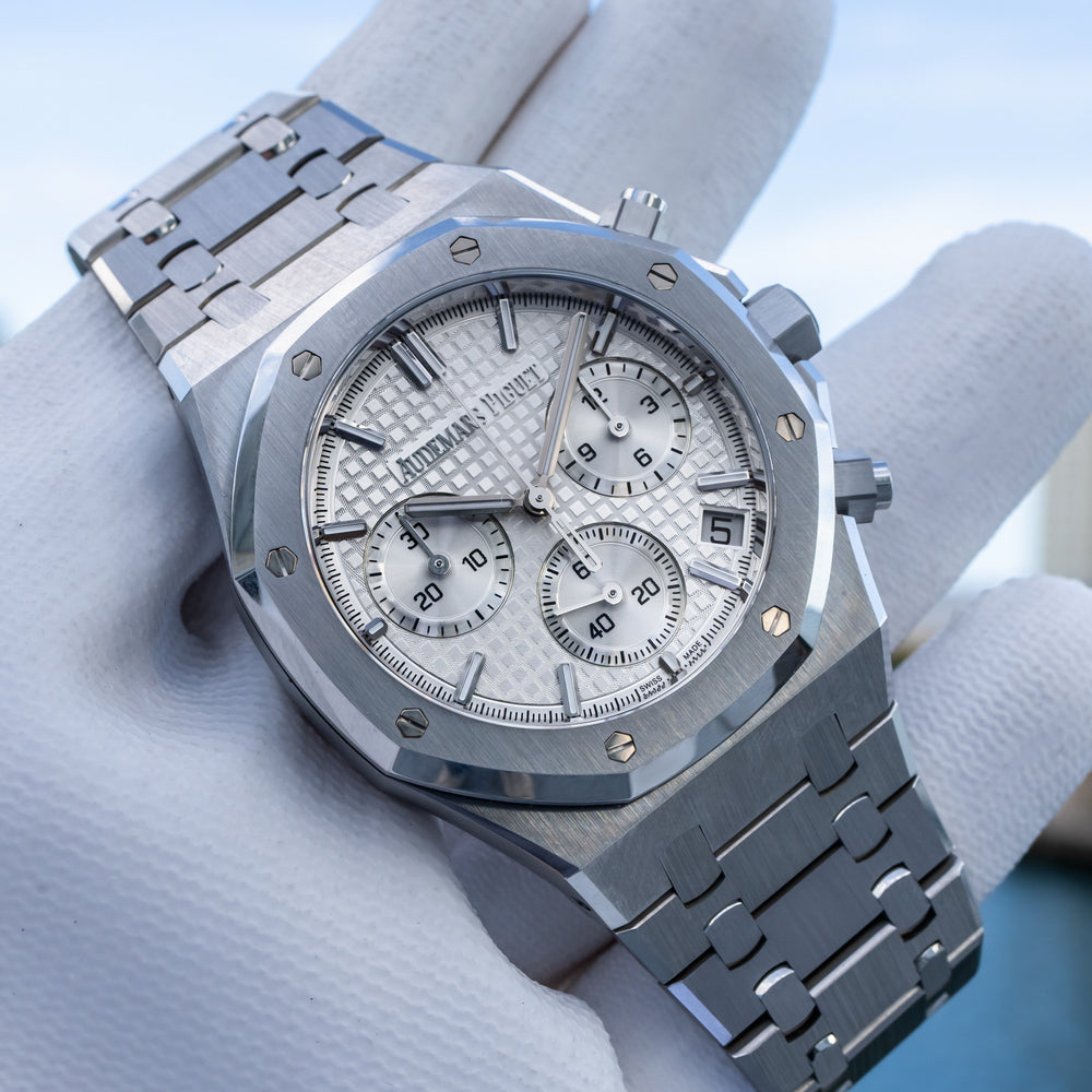 2024 Audemars Piguet 26240ST Royal Oak Chronograph White Dial 41mm